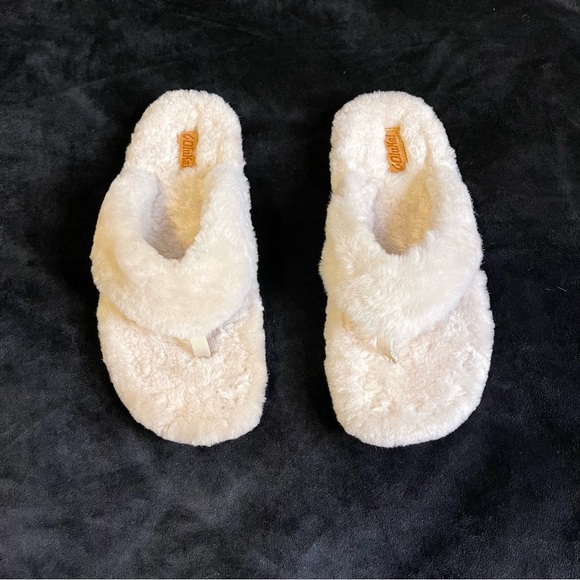 OluKai | Shoes | Nwot Womens Olukai Fuzzy Slipper Sandals Size 9 | Poshmark